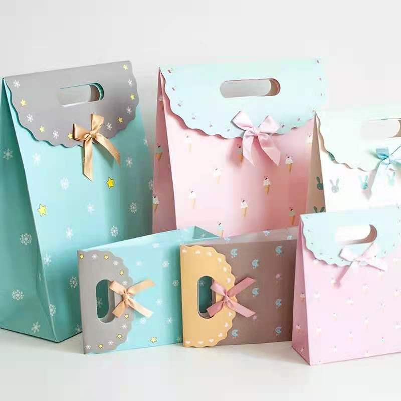 Jual PAPER BAG / 32x24x10 CM / PAPERBAG HADIAH KADO / TEMPAT KADO ...