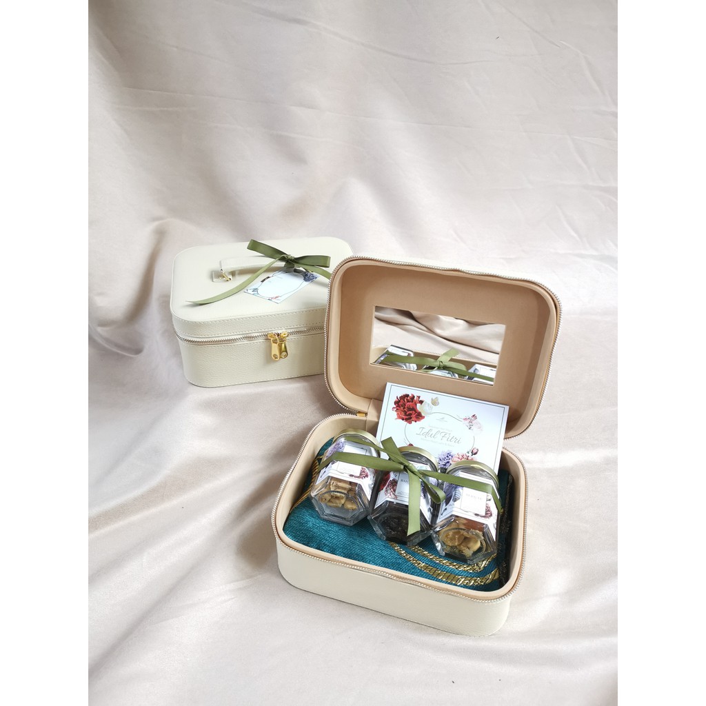 Jual Hampers Leather Make-up Box | Shopee Indonesia