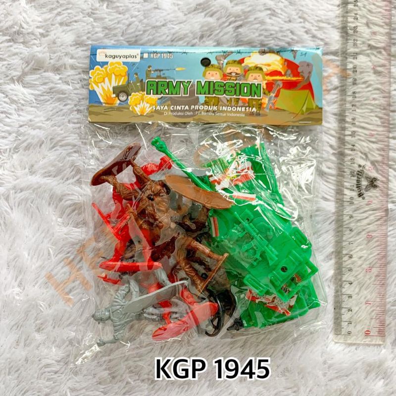 Jual MAINAN KGP 1945 TENTARA MOBIL TANK PERANG MILITER MILITARY KECIL PLASTIK ARMY FIGURE ...