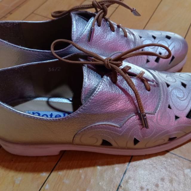 Jual Sepatu rotelli PL dus hilang | Shopee Indonesia