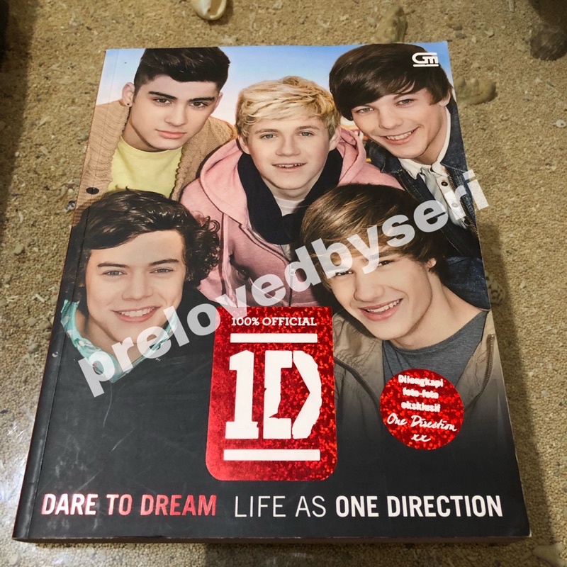 Jual Buku OFFICIAL One Direction Dare To Dream Life As One direction ...