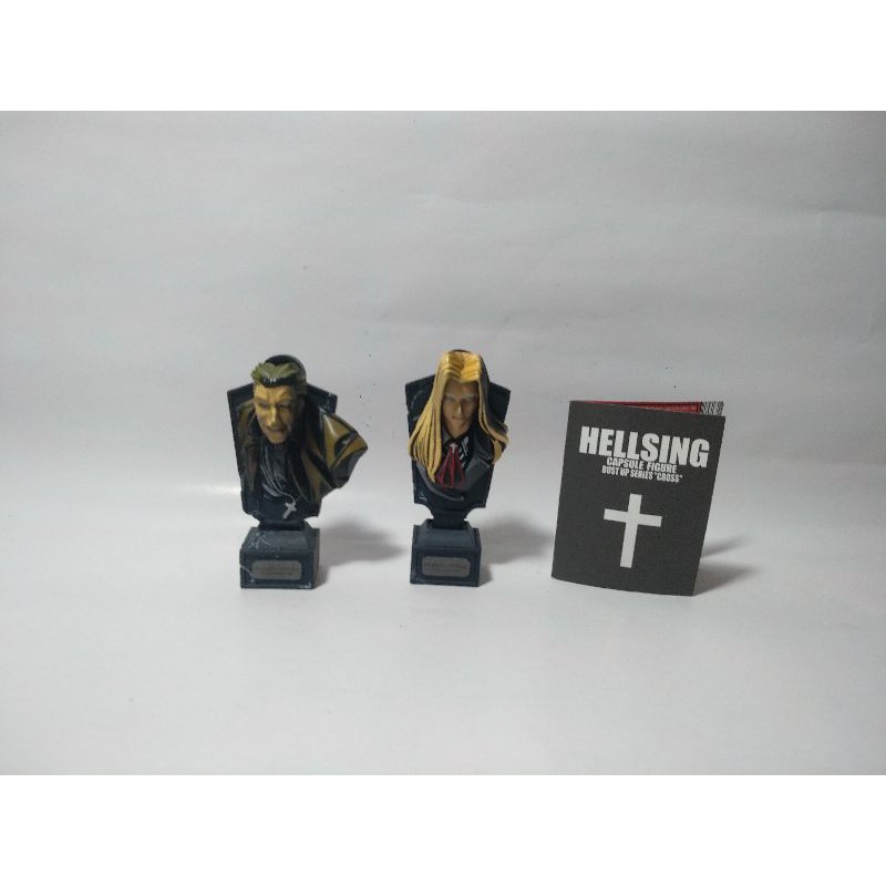 Jual Hellsing Capsule Figure Toy Devil Alucard Vampire Priest Salib ...