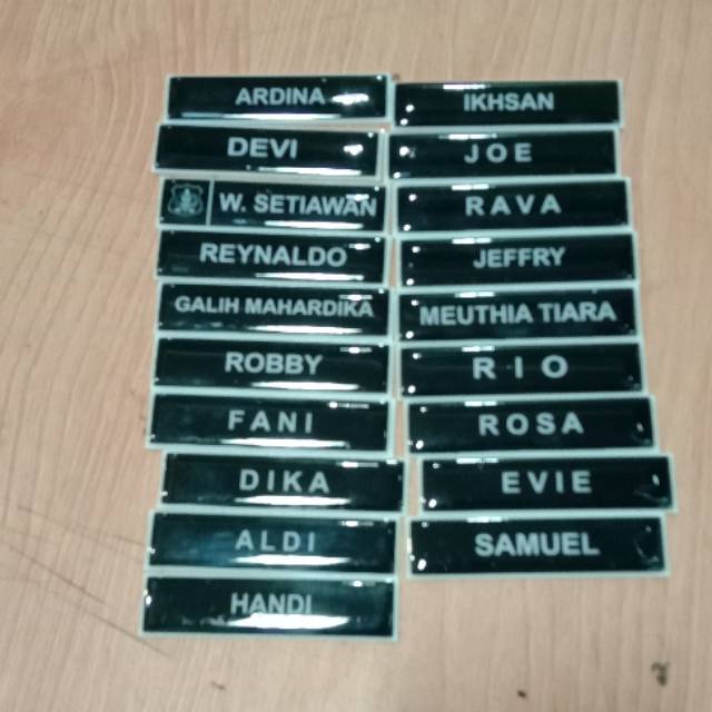 Jual Name Tag Nama Dada Papan Nama Dada Resin 2cm x 8cm Peniti Bagus ...