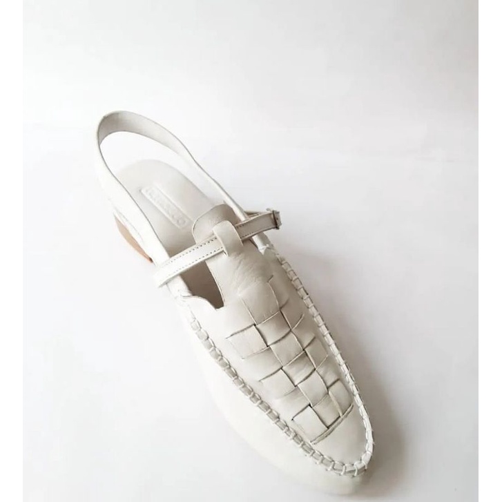 Jual Pattaya white heels 3cm | Shopee Indonesia