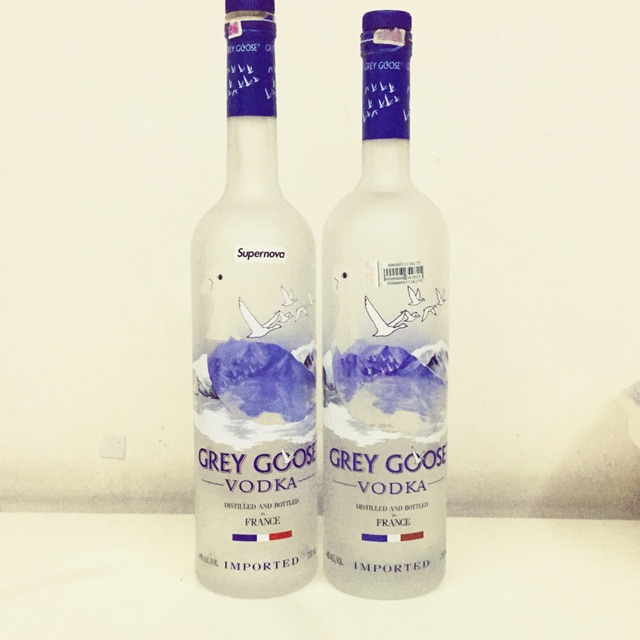 Jual Botol bekas grey goose 750ml (per botol) | Shopee Indonesia