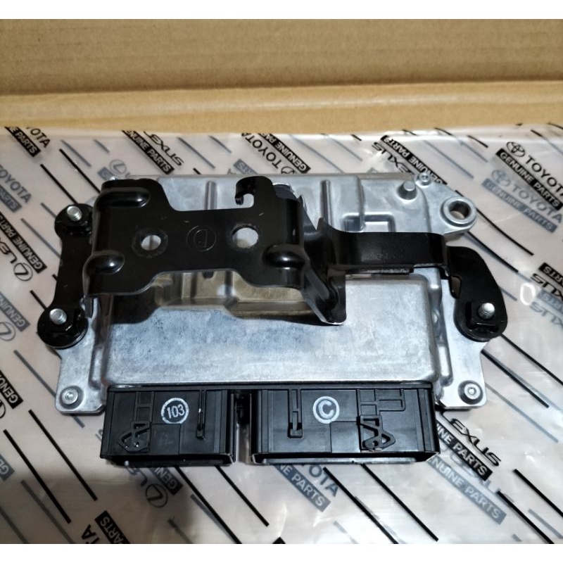 Jual ECU COMPUTER ASSY FUEL INJECTION D33H-AVANZA VELOZ 2022 89560 ...