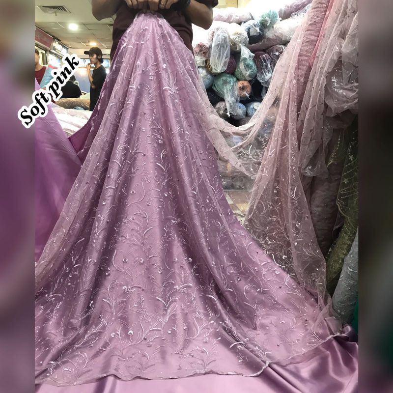 Jual Kain bahan tile akar mutiara meteran / bahan kebaya brokat tille ...