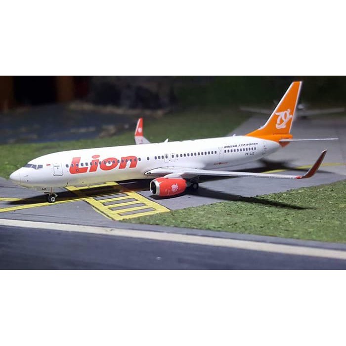 Jual Diecast Pesawat - Miniatur Pesawat Garuda - Diecast Pesawat Jet ...