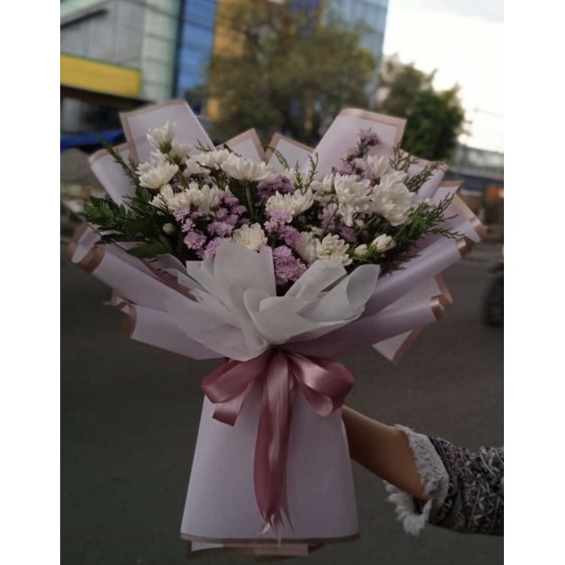 Jual hand bucket / buket bunga mawar / buket wisuda / frash rose ...