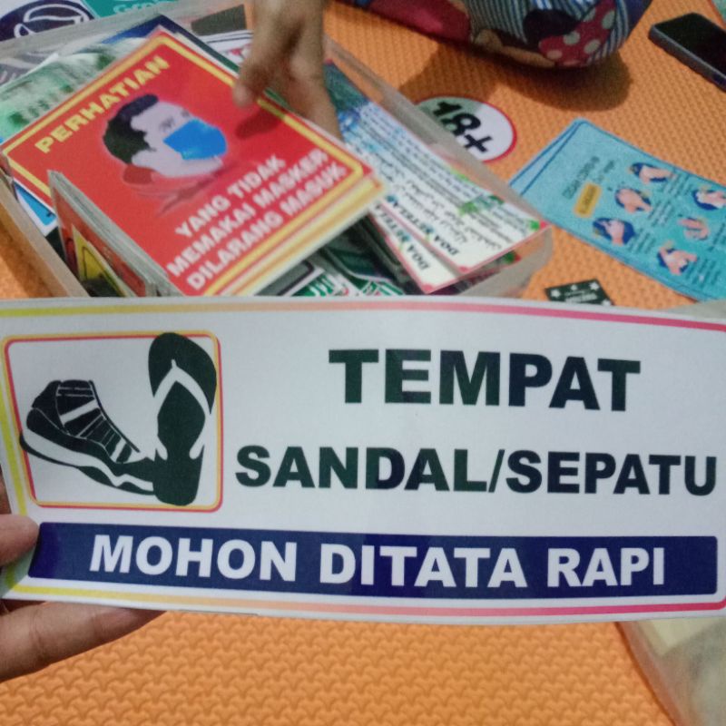 Jual stiker tempat sandal/sepatu mohon rapikan kembali | Shopee Indonesia