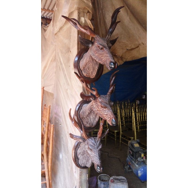 Jual kepala rusa pajangan. | Shopee Indonesia