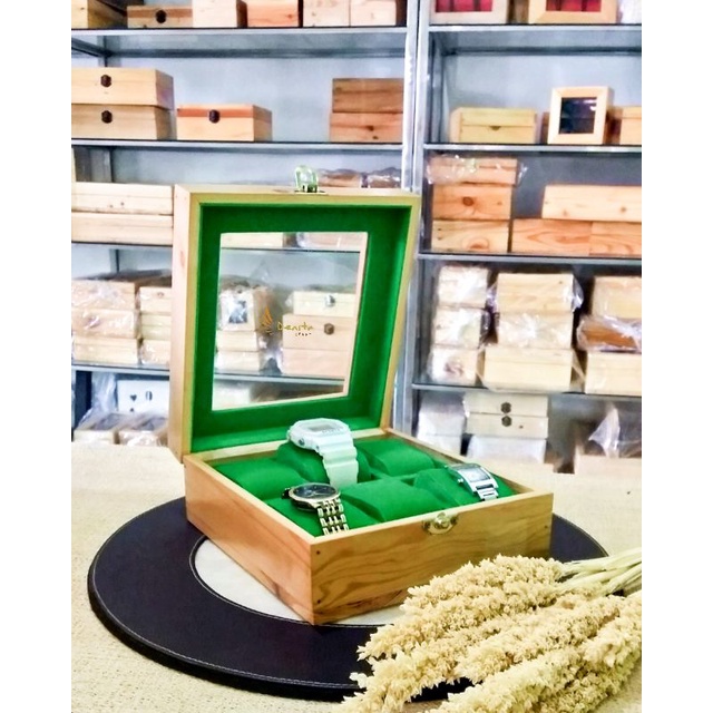 Jual TEMPAT JAM TANGAN ISI 6 SQUARE JATI BELANDA | Shopee Indonesia