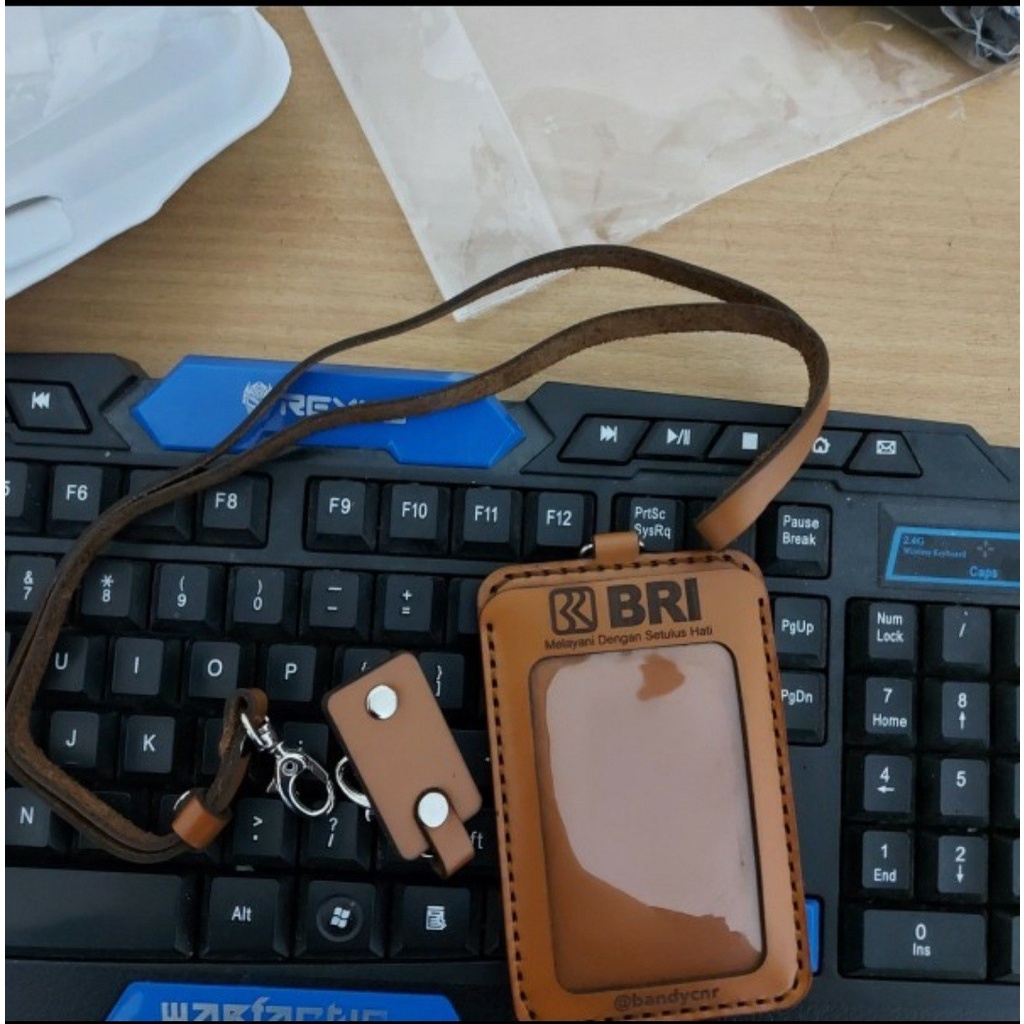 Jual Name Tag Kulit Custom, Id Card Holder, Id Holder, Tempat Id Car ...