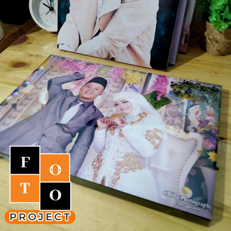 Jual CETAK FOTO + BINGKAI KAYU 12R UK 40 X 30 CM | Shopee Indonesia