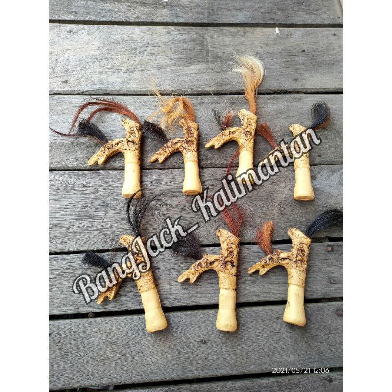 Jual gagang mandau hulu mandau fiber motif tanduk khas kalimantan ...