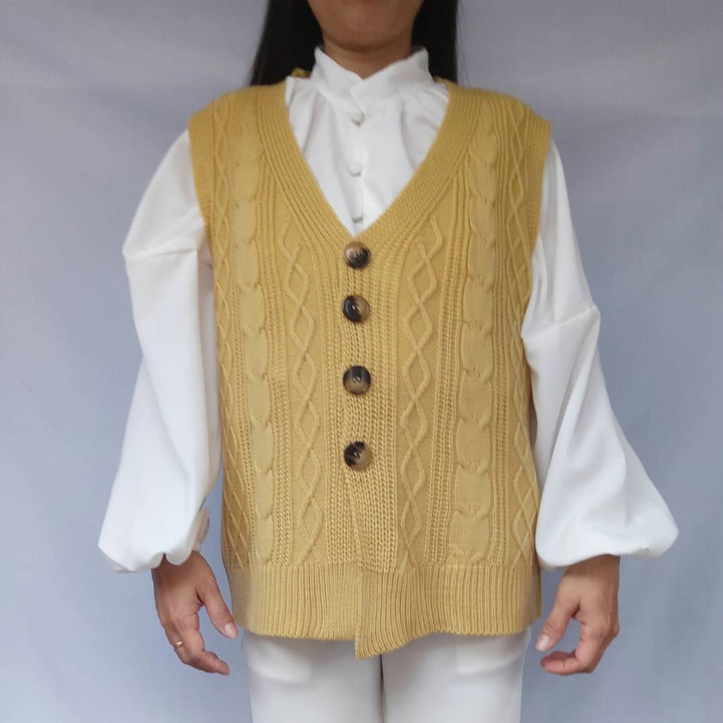 Jual Rompi Cable Rajut Kancing/ Vest Rajut Polos Wanita Mia/ Rompi ...