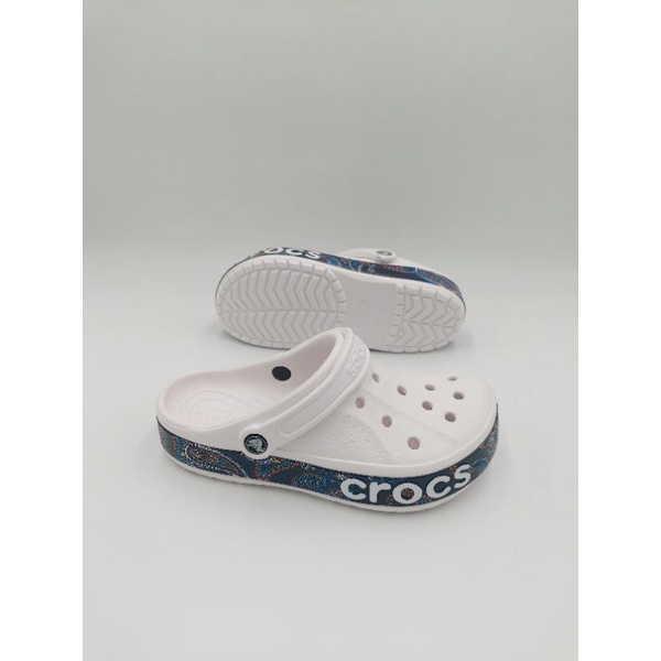 Jual crocs Baya band clog graphic / sendal Crocs pria wanita baya motif ...