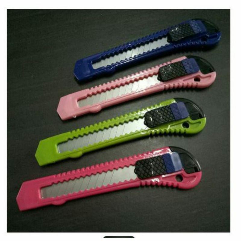 Jual CUTTER CUTER Alat pemotong kertas alat potong serbaguna warna ...