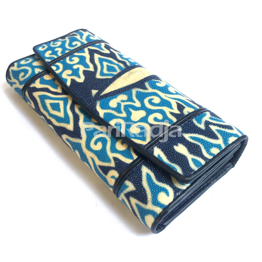 Jual Dompet wanita kulit ikan pari asli model besar motif batik ...