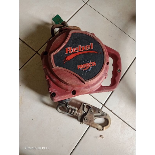 Jual fall arrester Rebel protecta second | Shopee Indonesia