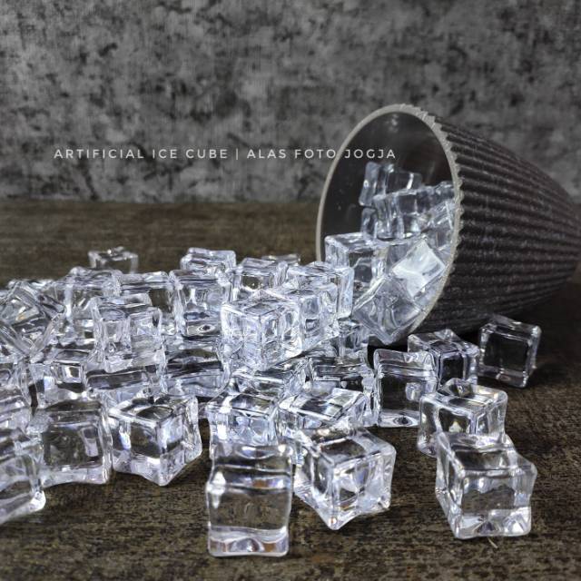 Jual Artificial Ice Cube Es Batu Akrilik Properti Foto Produk | Shopee ...