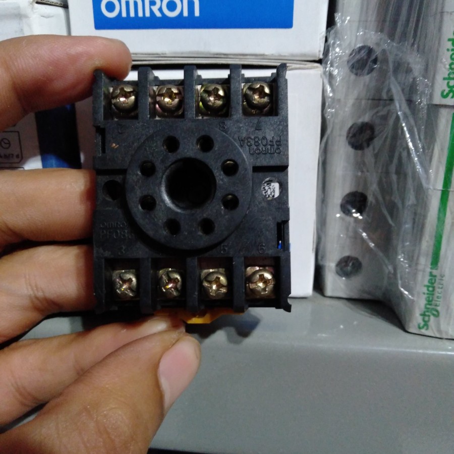 Jual socket relay omron pf083a | Shopee Indonesia
