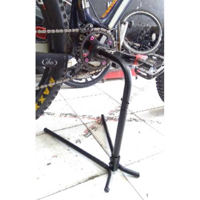 Jual Standar hollow Sepeda Stand display stand bike United | Shopee ...