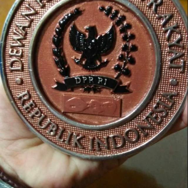 Jual Plat mobil DPR RI tembaga | Shopee Indonesia
