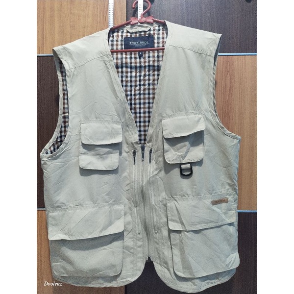 Jual Vest Rompi Cream Made USA (TROY BROS) | Shopee Indonesia
