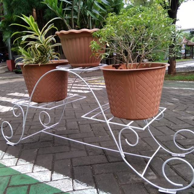 Jual TEMPAT POT BUNGA DARI BESI | Shopee Indonesia