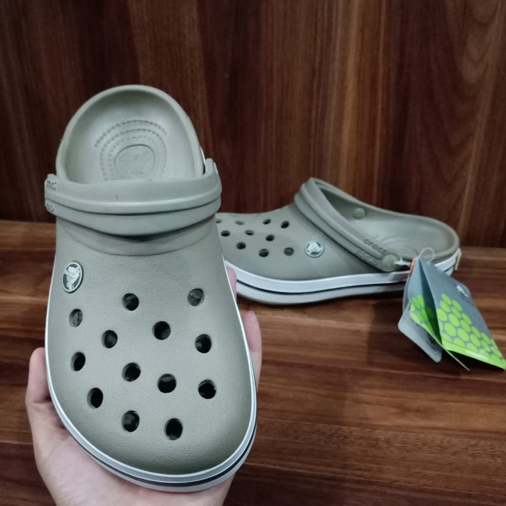 Jual Sandal Crocs Anak dan dewasa | Shopee Indonesia
