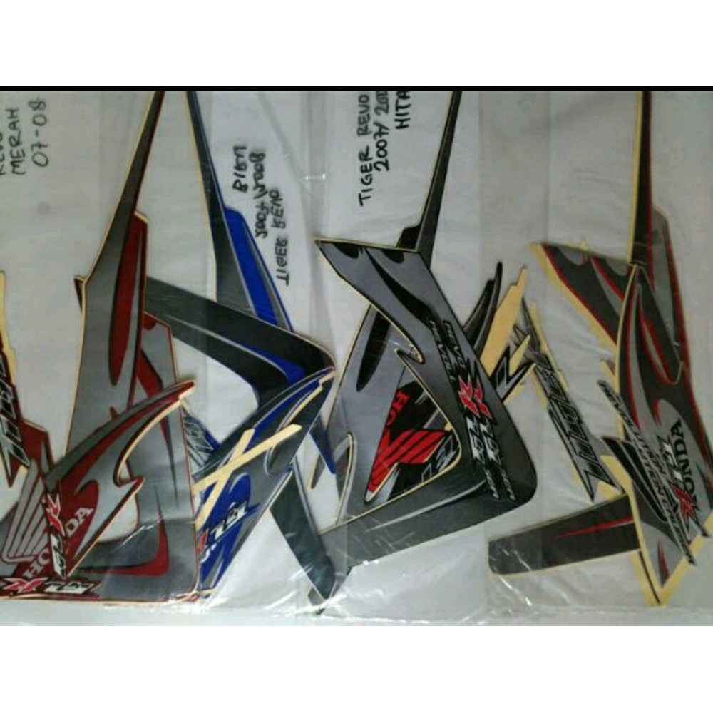 Jual Stiker Lis Striping Stripping Motor Honda Tiger Revo 2006 2007 ...