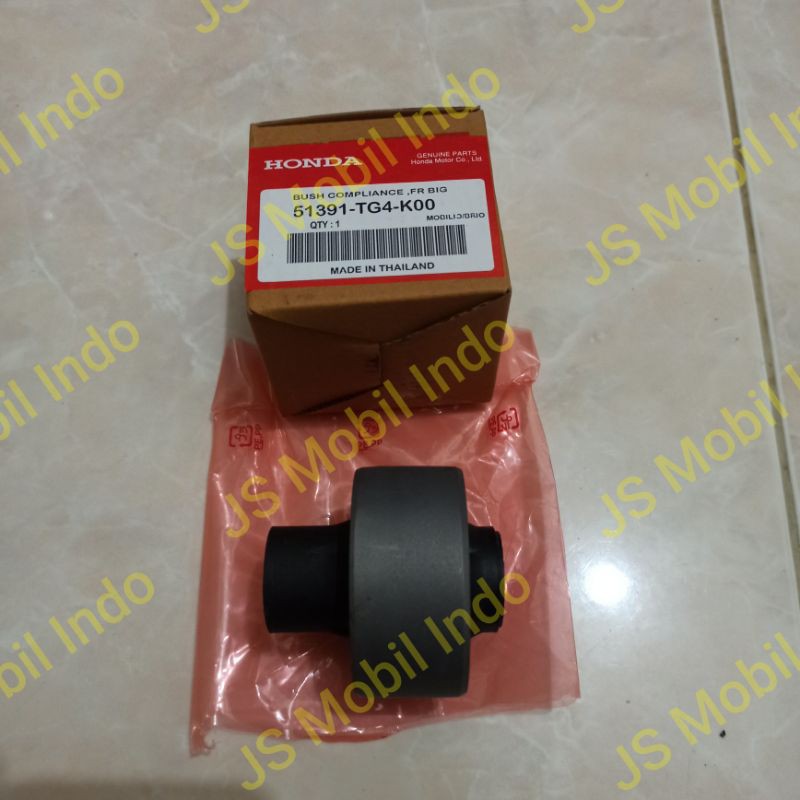 Jual Bushing Lower Arm Big Sayap Depan Besar Mobilio BRV Original 1Pc ...