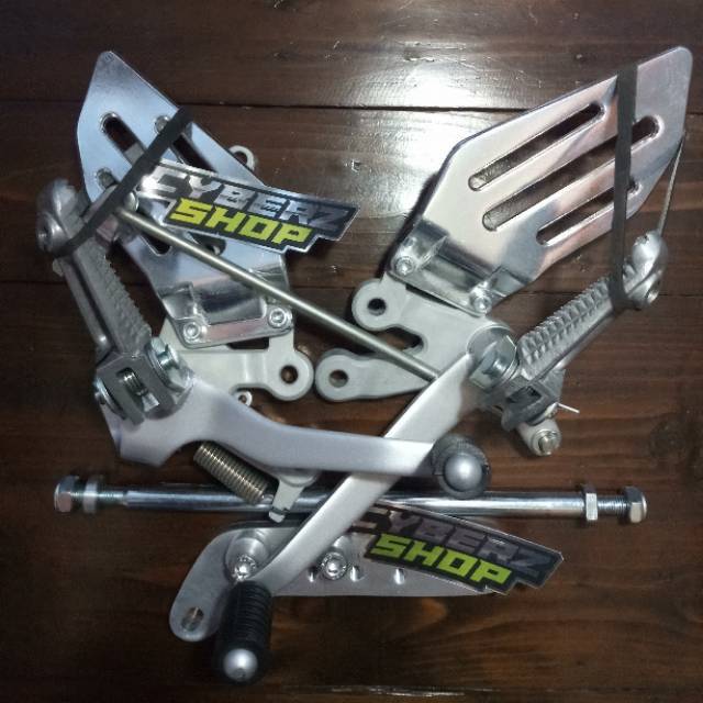 Jual Footstep underbone r15 plus braket bracket duralium pnp mx new ...