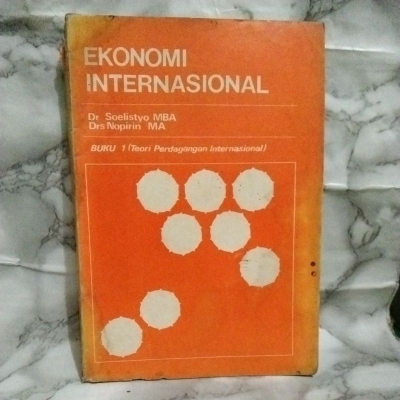Jual EKONOMI INTERNASIONAL (Dr.Soelistyo MBA/Drs Nopirin MA) | Shopee ...