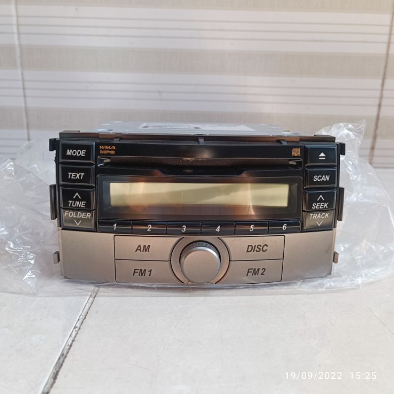 Jual head unit double din copotan toyota rush 2016 radio tape bekas ...
