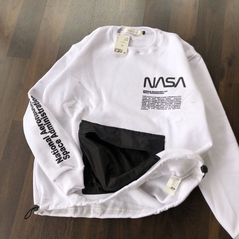 Jual CREWNECK NASA BY H&M - POCKET PUTIH MIRROR 1:1 ORIGINAL | Shopee ...
