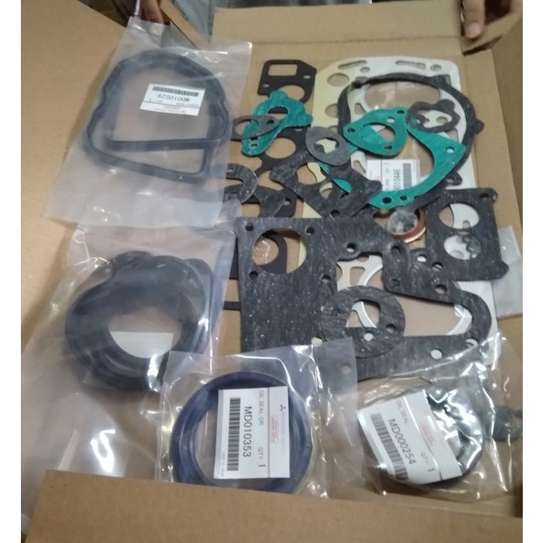 Jual 1 Set Gasket Full Set / Packing Full Set / Engine Overhaul Gasket T120 (4G41) Tahun 1971 ...
