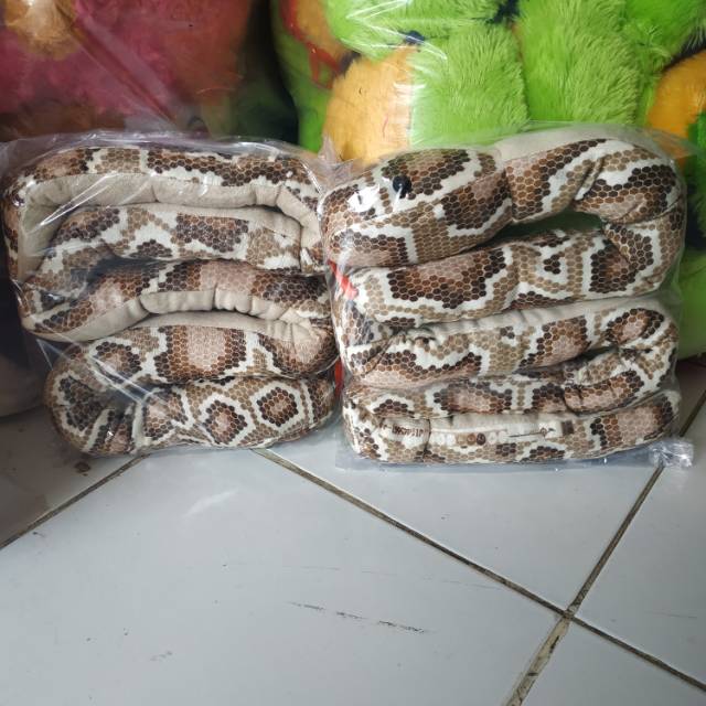 Jual Boneka Ular Size S RANDOM (Panjang1,2 M) | Shopee Indonesia