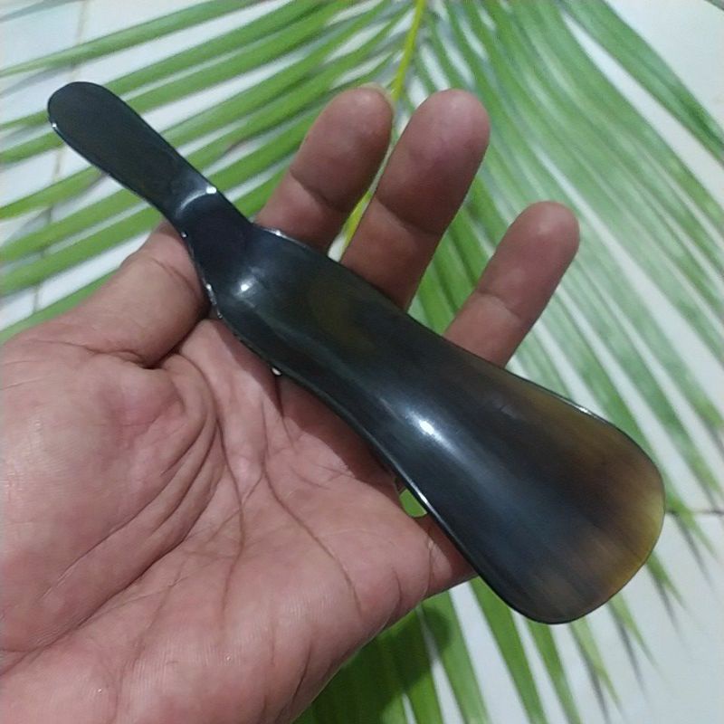 Jual shoe horn / sendok sepatu tanduk / shoehorn | Shopee Indonesia