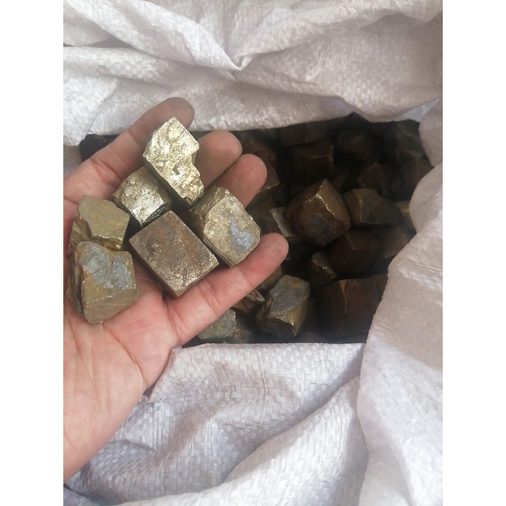 Jual Batu Pyrite Big Tumble Natural paket 100 grams | Shopee Indonesia