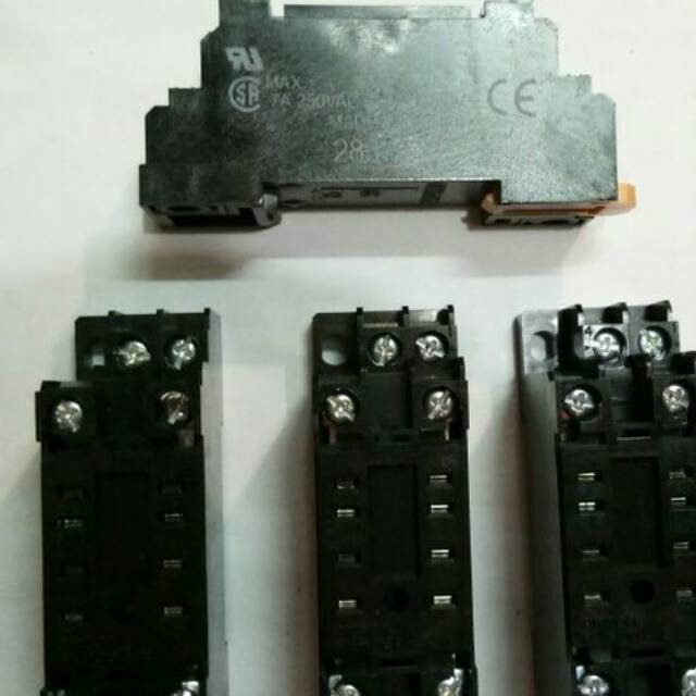 Jual Socket Relay Tipe PYF08A-E / PYF-08A-E utk H3Y / MY2 kaki 8 merk ...