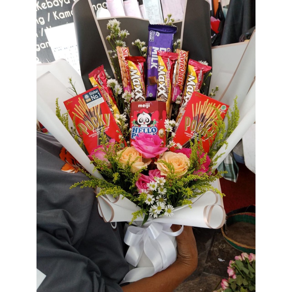 Jual HAND BUKET SNACK BUNGA ASLI SEGAR | Shopee Indonesia