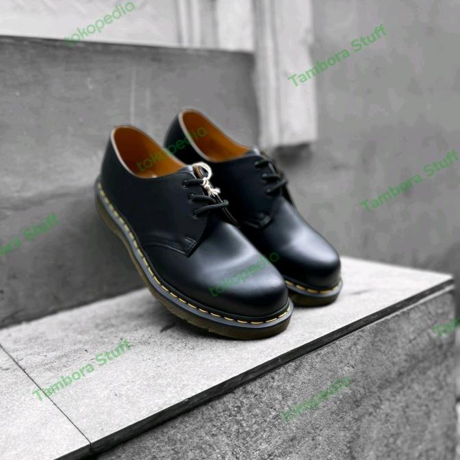 Jual Sepatu Dr Martens 1461 Black Smooth 3 Eye Original Sepatu Docmart ...