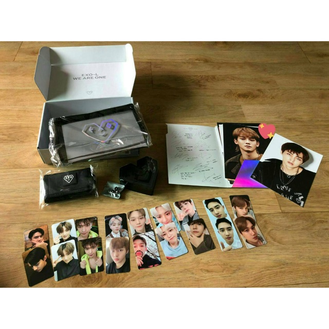 Jual Sharing Welcome Kit Welkit (EXOL ACE) Photocard Suho Album only ...
