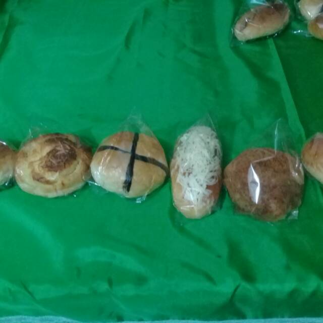 Jual pesanan roti box | Shopee Indonesia