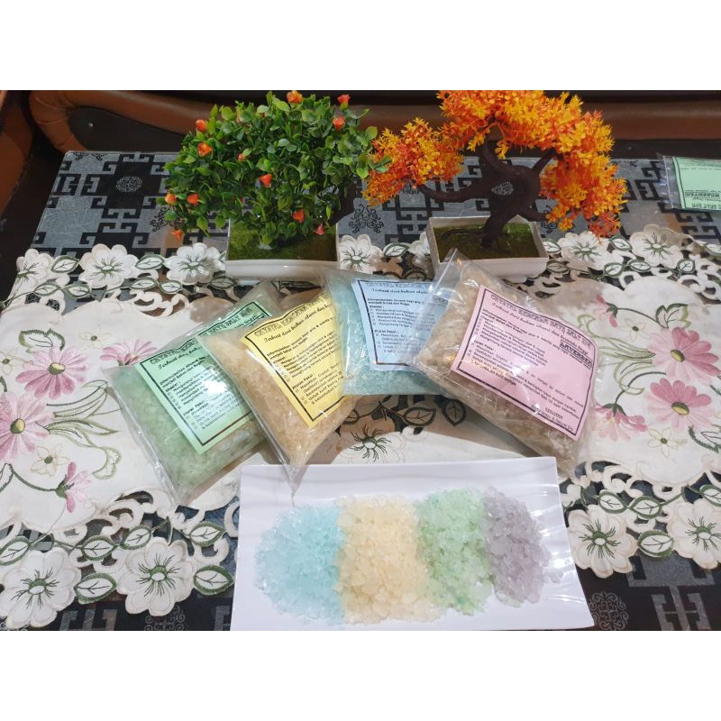 Jual Garam Kristal Kencana Spa Skali pakai 50Gram , Garam Rendam kaki ...