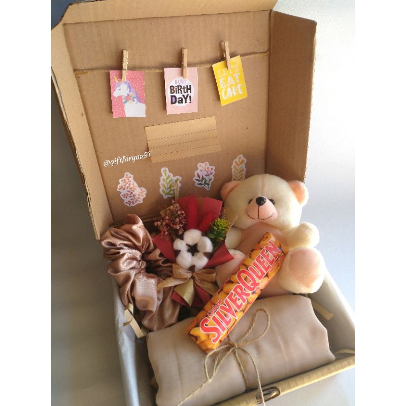 Jual Hampers custom/hampers boneka/hampers bunga/dried flower/kado unik ...