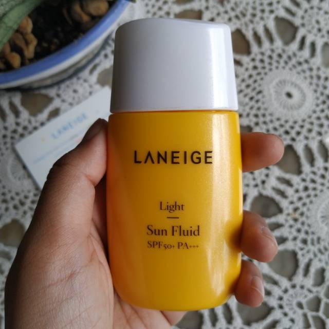 Jual Preloved LANEIGE Light Sun Fluid SPF 50+ PA+++ Sunscreen Sunblock ...