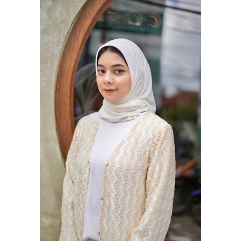 Jual Outer Naia Official (cream) | Shopee Indonesia